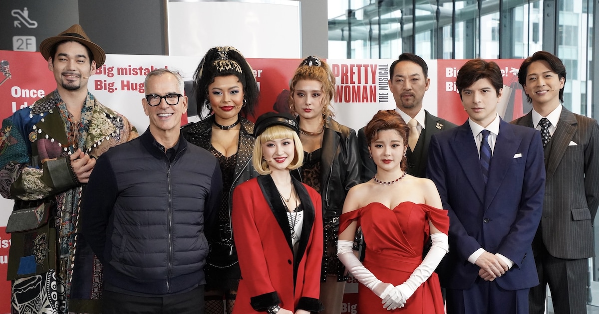 「PRETTY WOMAN The Musical」囲み取材の様子。 [画像ギャラリー 1/32] - ステージナタリー