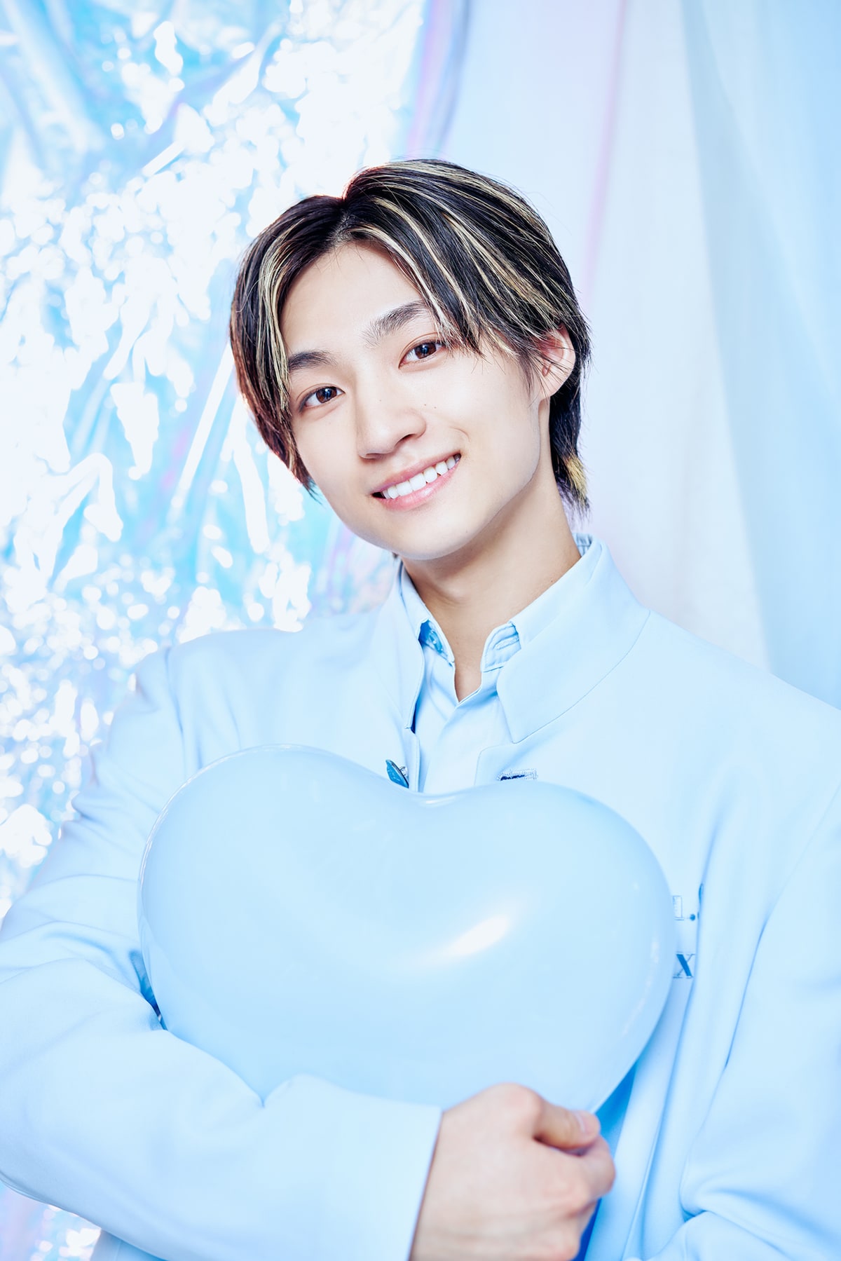 Icex「candy」インタビュー｜ 溶けない愛”を胸に──ebidanの新星、メジャーデビュー 音楽ナタリー 特集・インタビュー